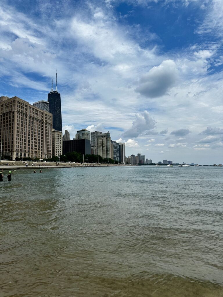 10 Reasons Ohio Street Beach is Chicago’s Best Family Beach - Tiffany ...
